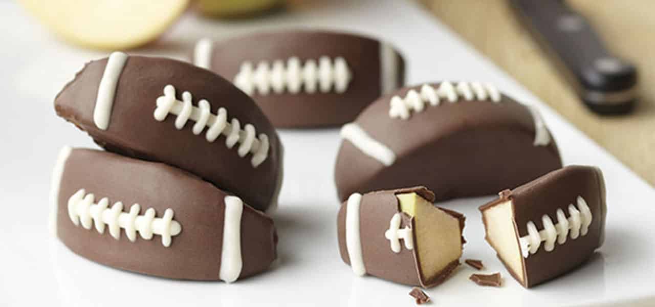 6 Videos for Easy Football Snacks | Wilton's Baking Blog | Baking ...
