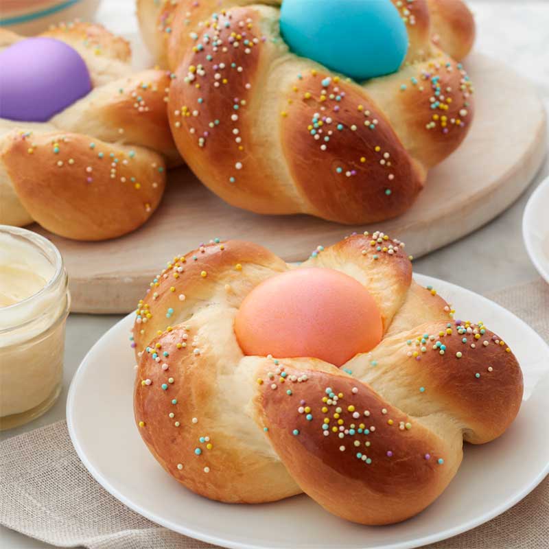 Easter | Wilton's Baking Blog | Baking Recipes, Cake Decorating, and ...