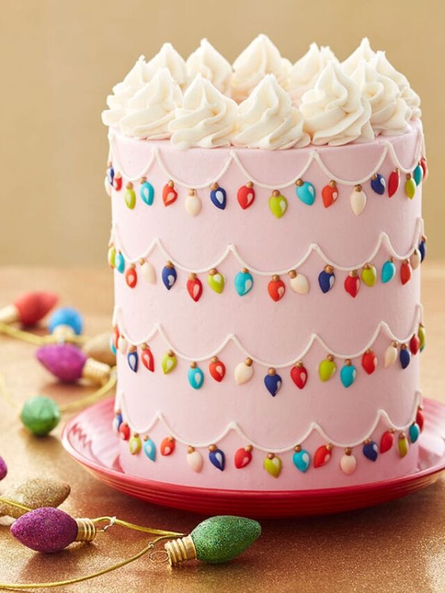43 Cheerful Christmas Cake Ideas | Wilton's Baking Blog | Baking ...